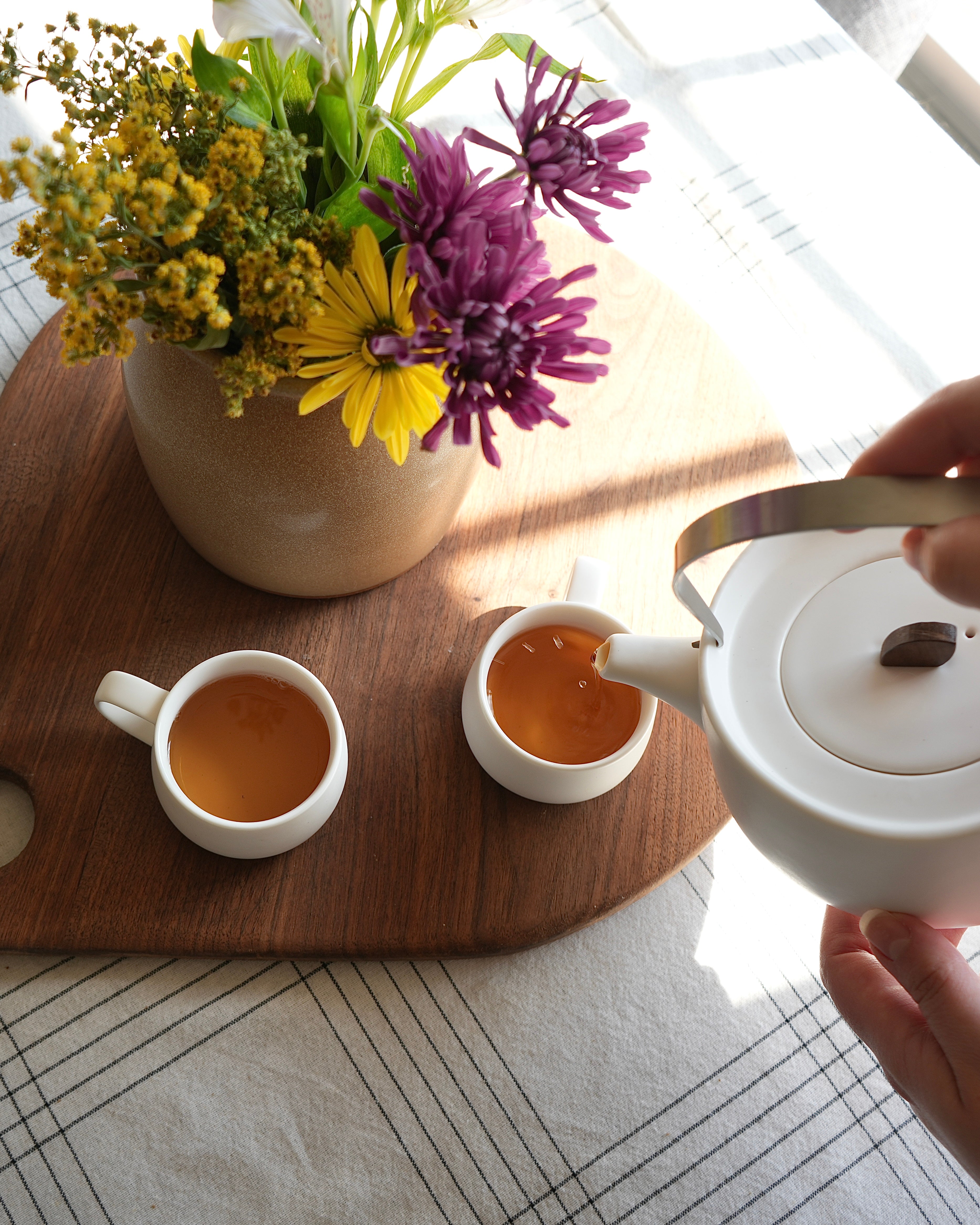 Elevating Teatime with OHOM Leiph Teapot – www.charlieandcrewlife.com